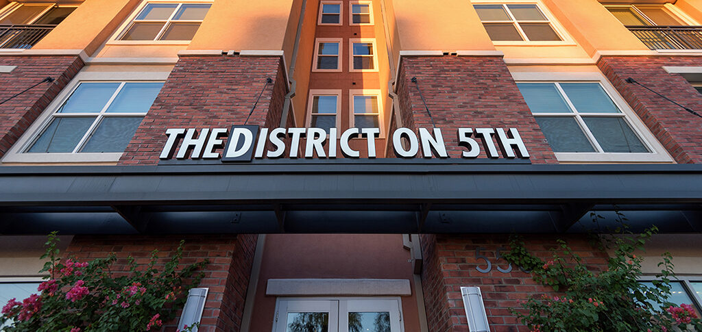 Apartments Near U of A | The District on 5th